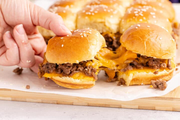 Cheeseburger Sliders to Feed a Hungry Crowd - My Rad Kitchen